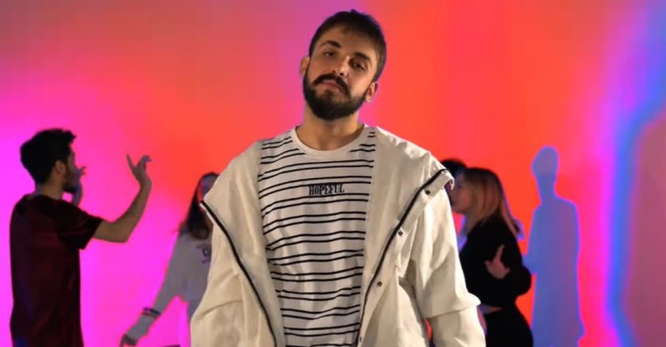 Sefo kimdir? Sefo Bilmem mi şarkı sözleri nedir? Sefo'nun gerçek adı ne ...